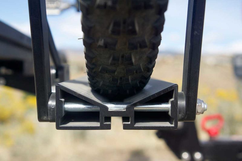 Review: 1Up USA Equip-D Double bike rack and RakAttach swing away hitch ...