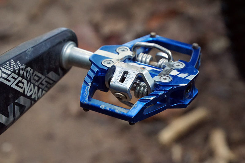 Review: HT Components T1 enduro MTB pedals pack big grip in compact ...