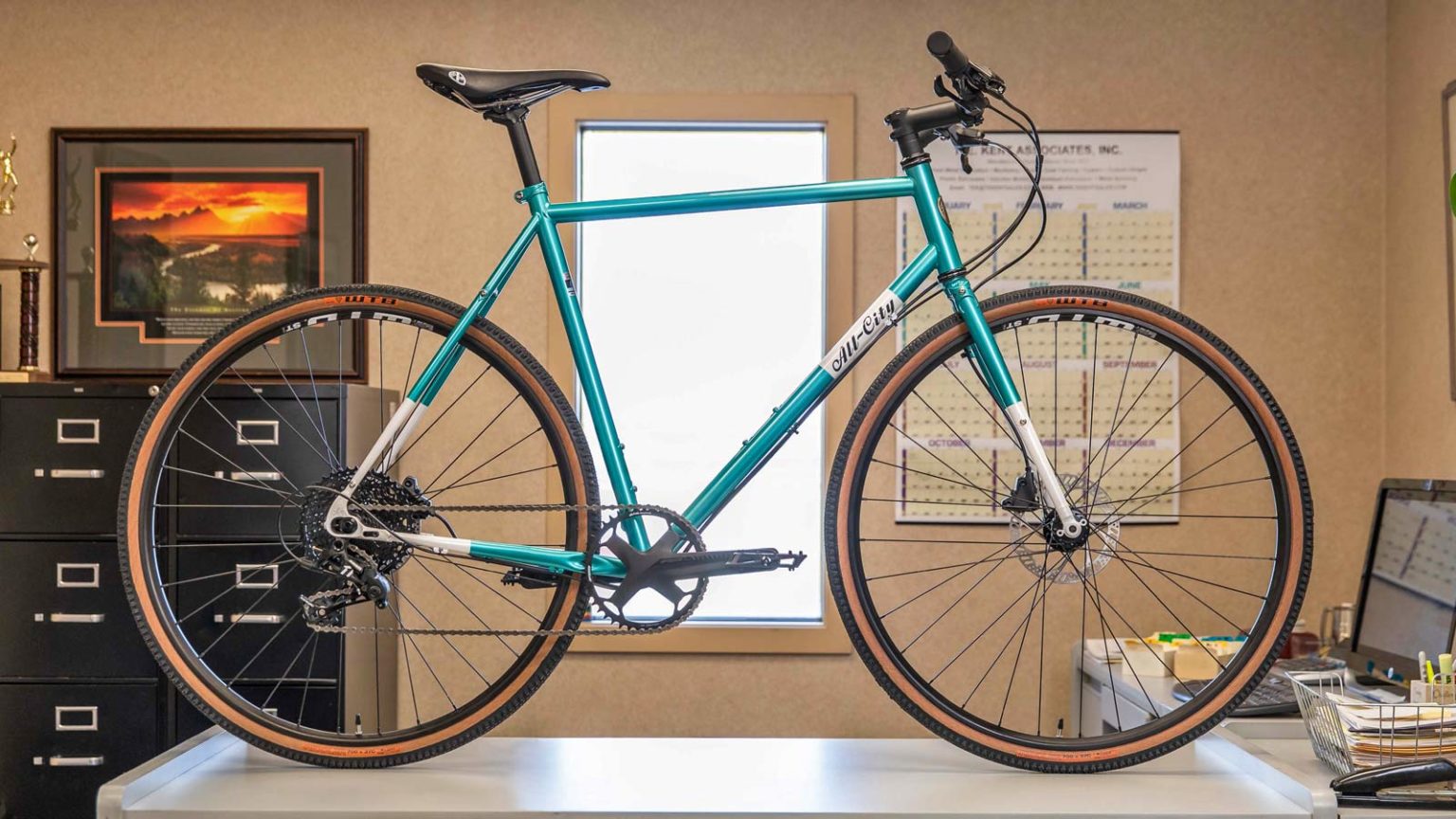 All-City gets Super Professional with adaptable steel, do-it-all urban ...