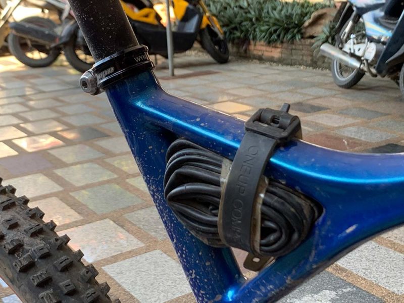 Pro Bike Check: Wyn Masters' GT Force Carbon Pro Pro "mullet" enduro ...