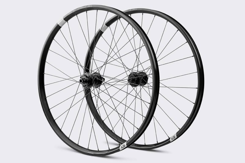Crankbrothers Synthesis Alloy mountain bike wheels materialize w/ front ...