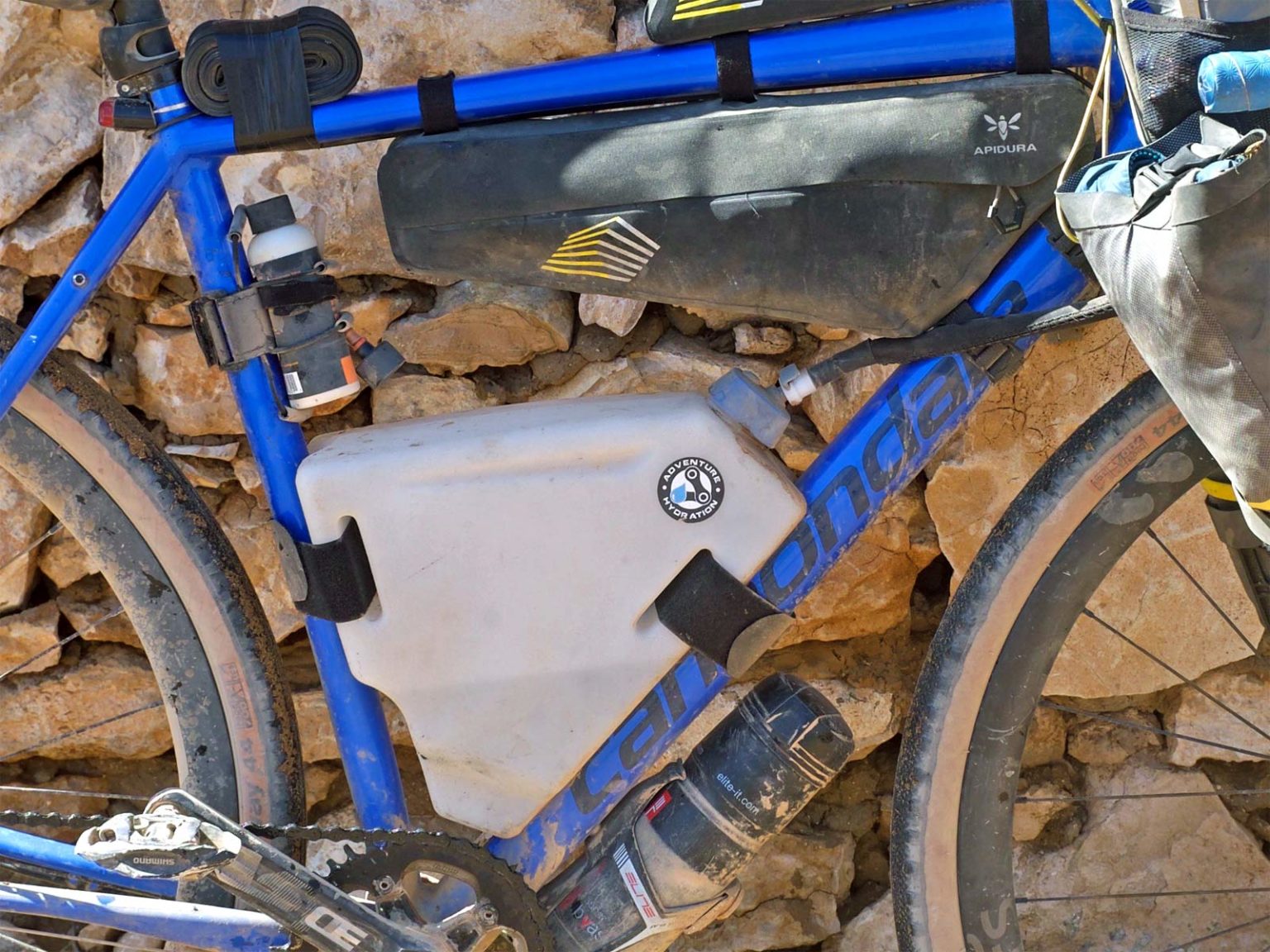 Adventure Hydration CrankTank4 fills your frame with water to extend ...
