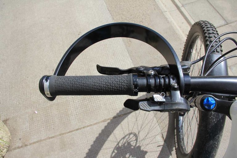 Review: GEO Handguards protect your paws and controls from trees, just ...