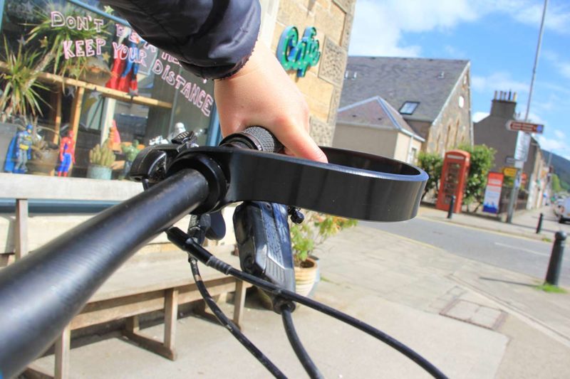 Review: GEO Handguards protect your paws and controls from trees, just ...