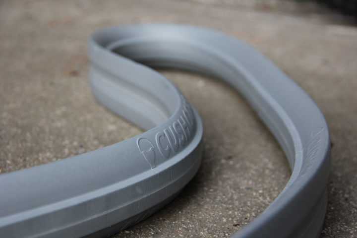 Review: CushCore Pro Inserts allow crazy low tire pressures for more grip, less fatigue - Bikerumor