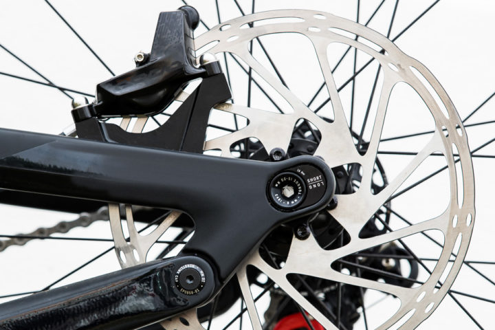 Canyon Sender CFR gives full carbon DH race mountain bike all-new ...