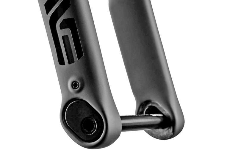 All-new carbon ENVE Adventure Fork extends the reach of your gravel ...