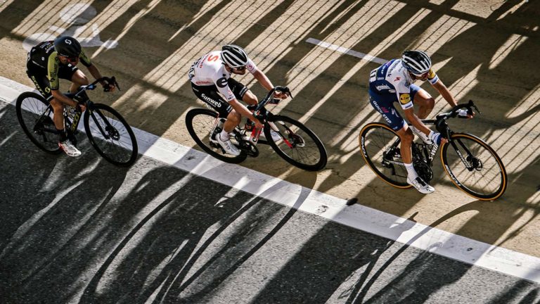 Julian Alaphilippe wins Tour stage on regular Specialized clincher ...