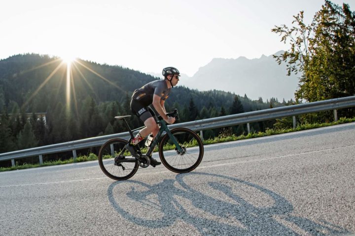 Rapha Custom ends sale of customized cycling kit - Bikerumor