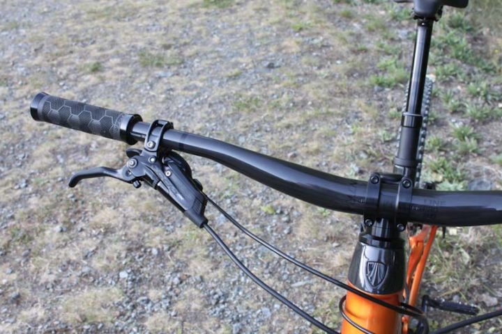 Review: The 2021 Trek Slash eats up rough trails with big wheels, long ...
