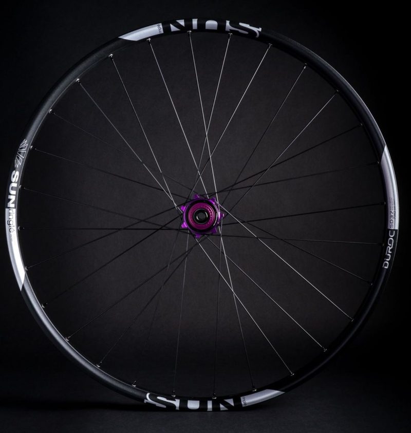 Limited Edition Düroc SD37 PRO wheels roll with 3D-Violet Ringlé Super Bubba hubs - Bikerumor