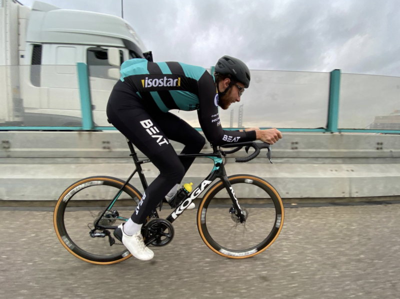 UCI Cracks Down on Aero Positions: Swiss-Side measures Super-Tuck & TT ...