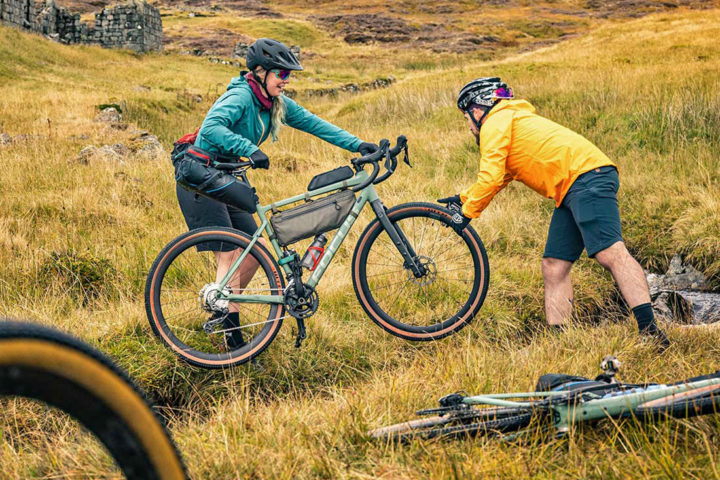 Focus' all-new Atlas aluminum gravel bike wants you to get lost, maybe ...