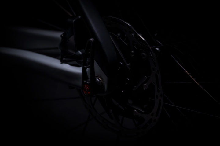 Crow Bicycles all-new ultralight performance gravel e-bike(s) flies ...