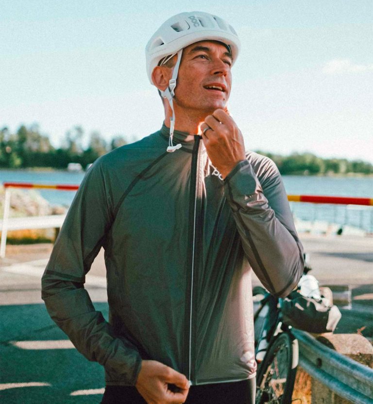 POC Supreme Rain Jacket packs in ultralight 3-layer waterproof cycling ...