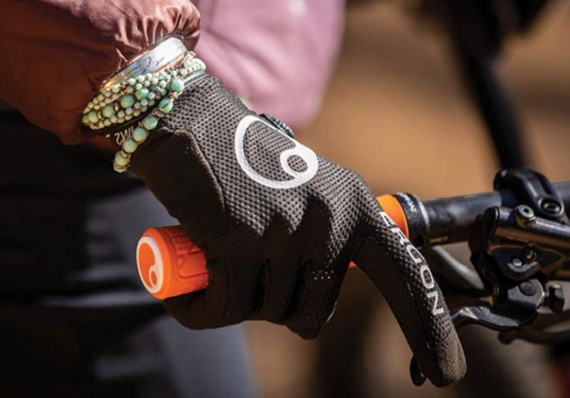Best Mountain Bike Grips – Find the right MTB grip to smooth out your ...