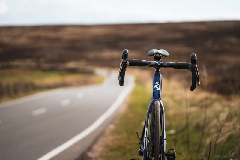 Ribble drop 10.5kg carbon Endurance SL e Hero plus all-new aluminium e ...