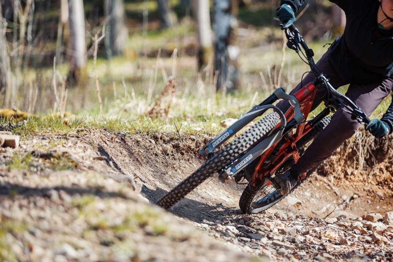 Review: CushCore Pro Inserts allow crazy low tire pressures for more grip, less fatigue - Bikerumor