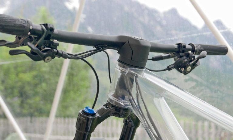 Syncros Fraser & Hixon iC SL carbon integrated MTB cockpits - Bikerumor