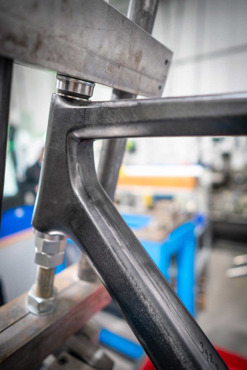 The Allied Cycle Works Echo transforms from race ready road frame to ...