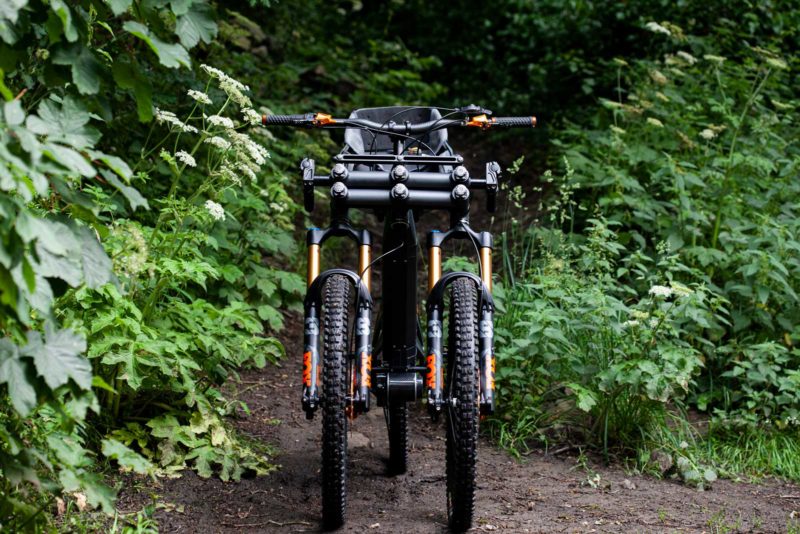 Orange Phase AD3 is an adaptive 3-wheeler eMTB with a leaning linkage ...