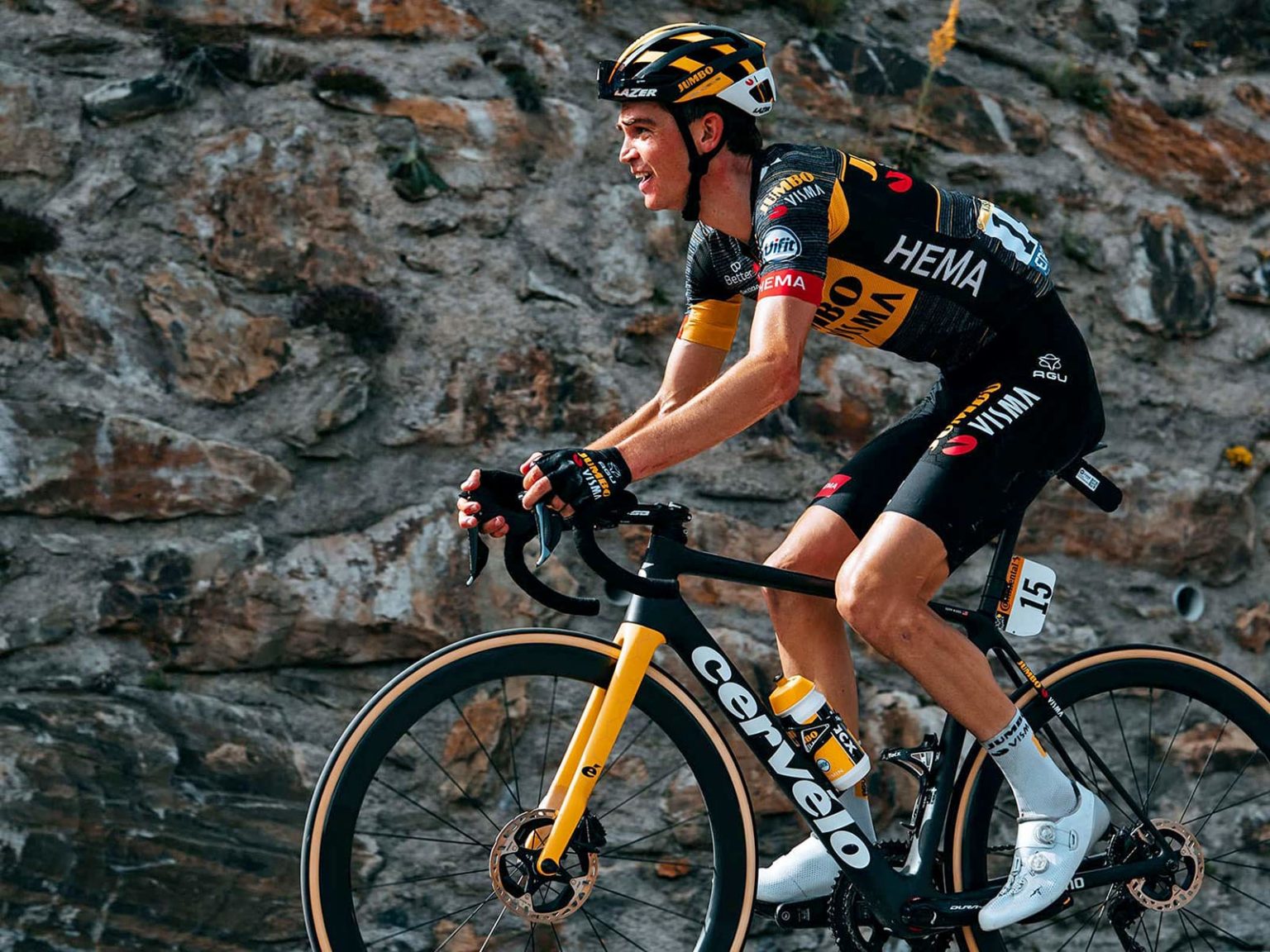 Cervélo R5 Disc carbon road bike gets lighter than ever! - Bikerumor