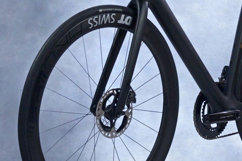 Storck Aernario.3 Signature Disc ultralight carbon road bike - Bikerumor