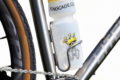 King Cage Side Loader titanium bottle cage lets you grab left, right ...