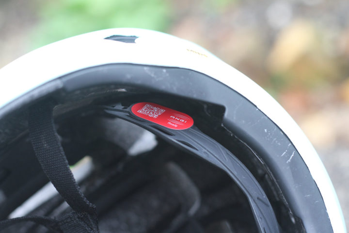 Review: 602g Specialized Gambit DH-Certified Full Face Helmet - Bikerumor