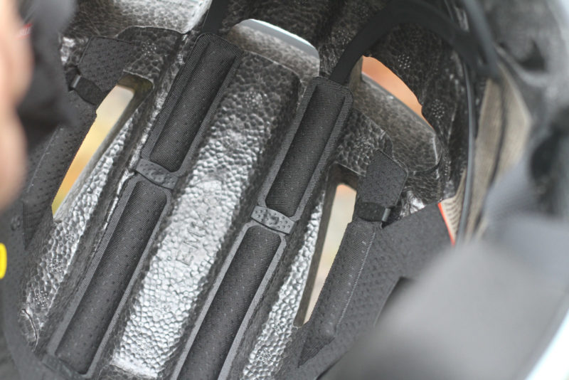 Review: 602g Specialized Gambit DH-Certified Full Face Helmet - Bikerumor