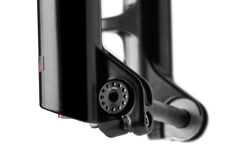 EXT ERA V2 Fork goes stiffer, better lubricated, adds floating axle for ...