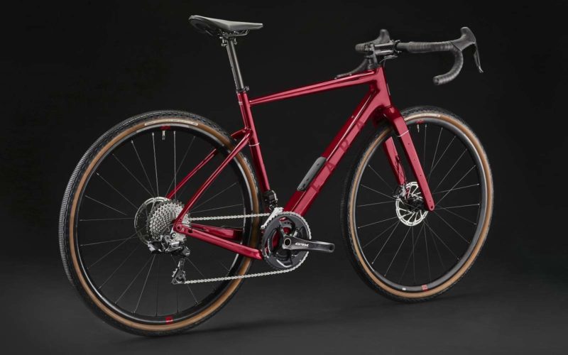 Fara F/GR gravel bike's integrated bikepacking tech off-road - Bikerumor