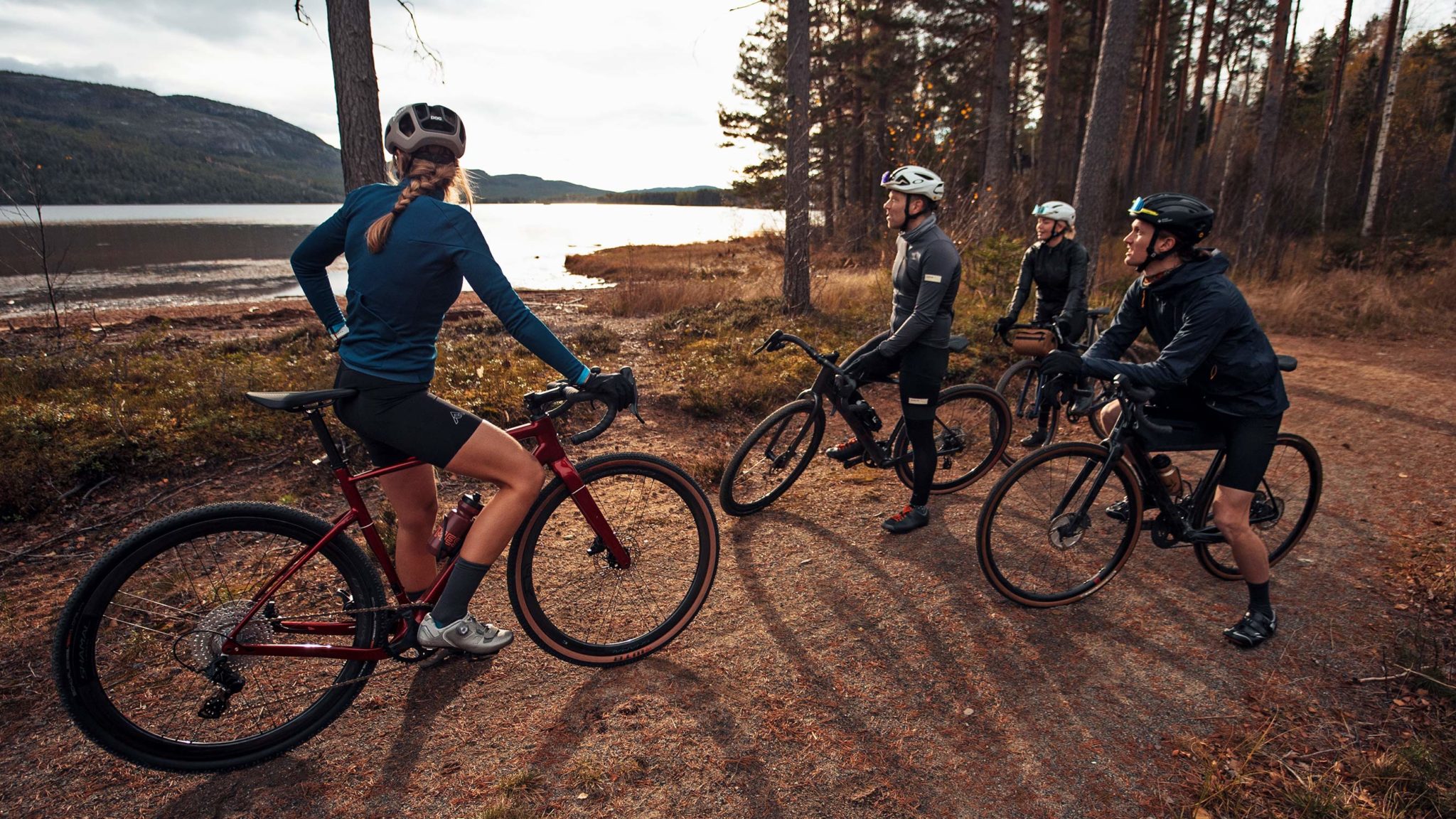 Fara F/GR gravel bike's integrated bikepacking tech off-road - Bikerumor