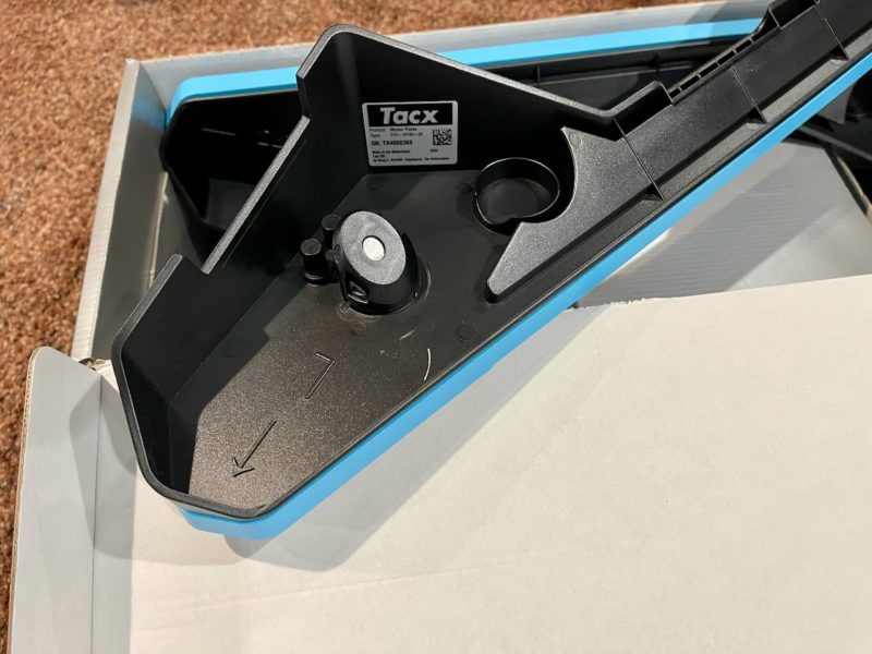 TACX Motion Plates add natural 360° movement to your NEO trainer ...