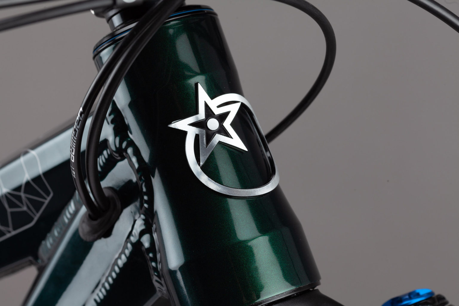 Orange Switch 7 gets STRANGE Power Linkage for faster EWS Racing ...