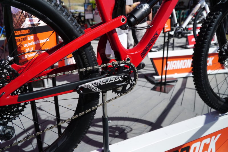 Affordable Carbon Full Suspension Rigs, the Diamondback Mission Carbon ...