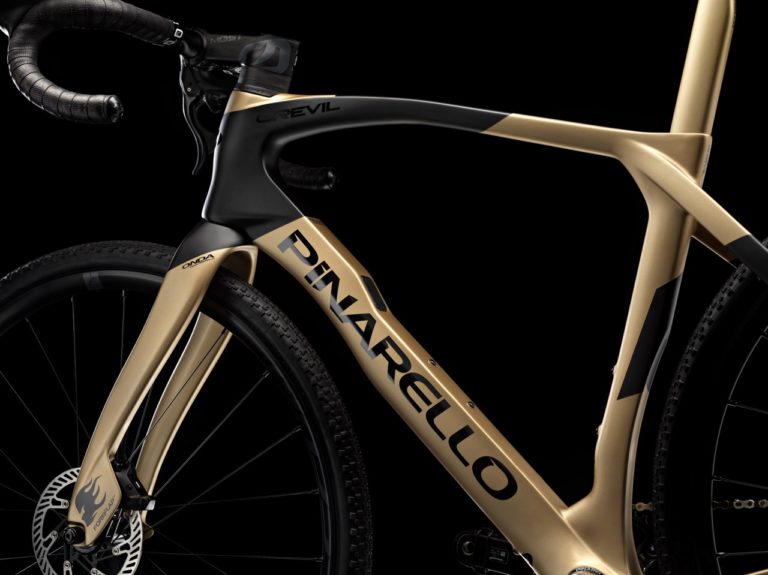 Pinarello goes full gas & full Campagnolo with the all-new GREVIL F ...
