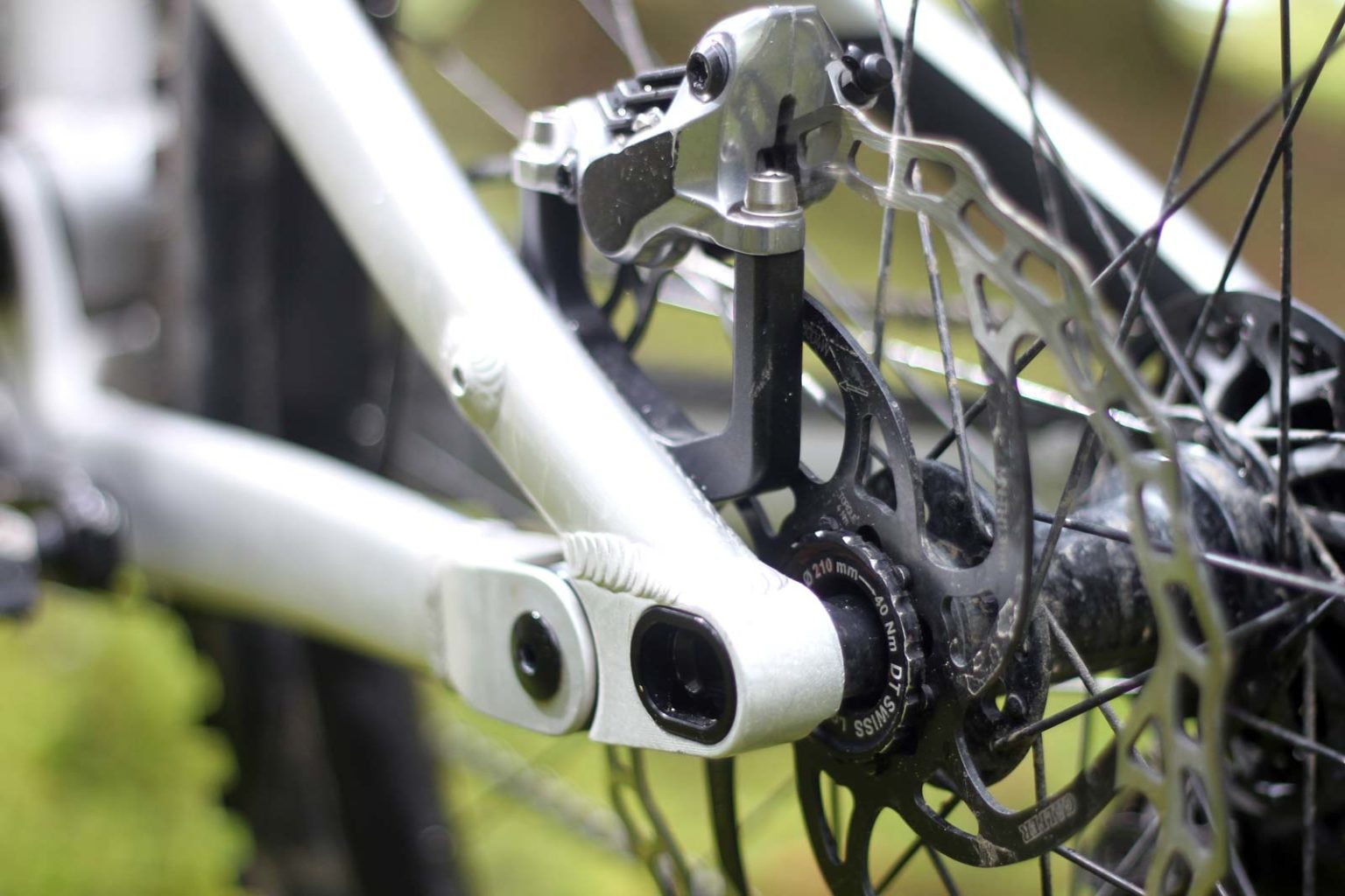 A closer look at the RAAW DH Bike at Fort William Downhill World Cup ...