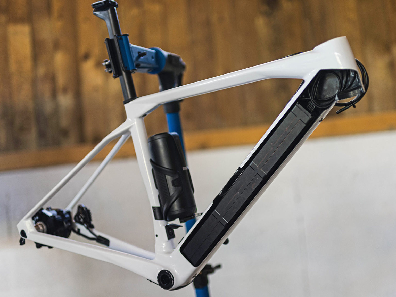 BMC Roadmachine AMP is a high-performance road e-bike - Bikerumor