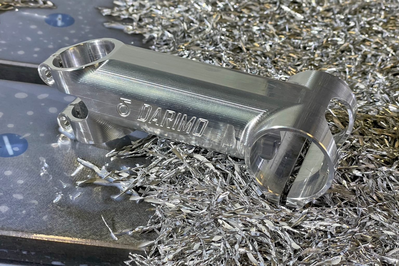 Darimo CNC-machines ultralight custom IX2AL alloy stem - Bikerumor