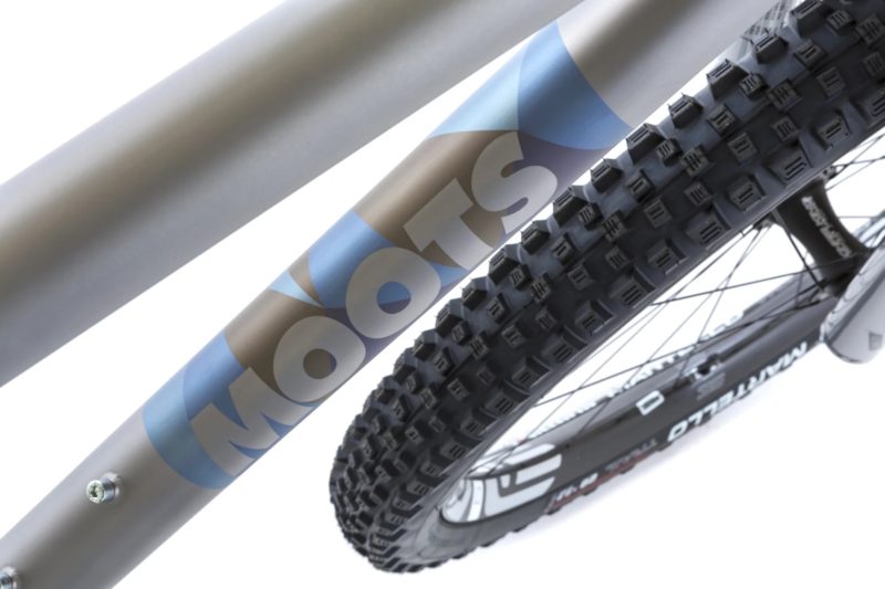 Moots nails the Apex with new titanium frame finishes to honor its past ...