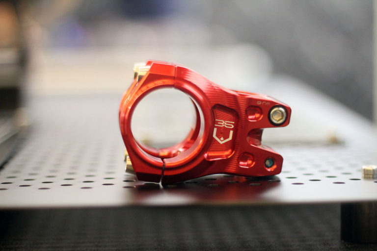 Hope Gravity Stem goes lighter & stiffer than DH Stem, new 12s Jockey ...