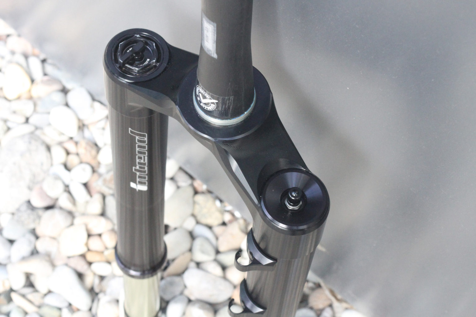 Intend Samurai CC is the World's Lightest 120mm Fork - Eurobike 2022 ...