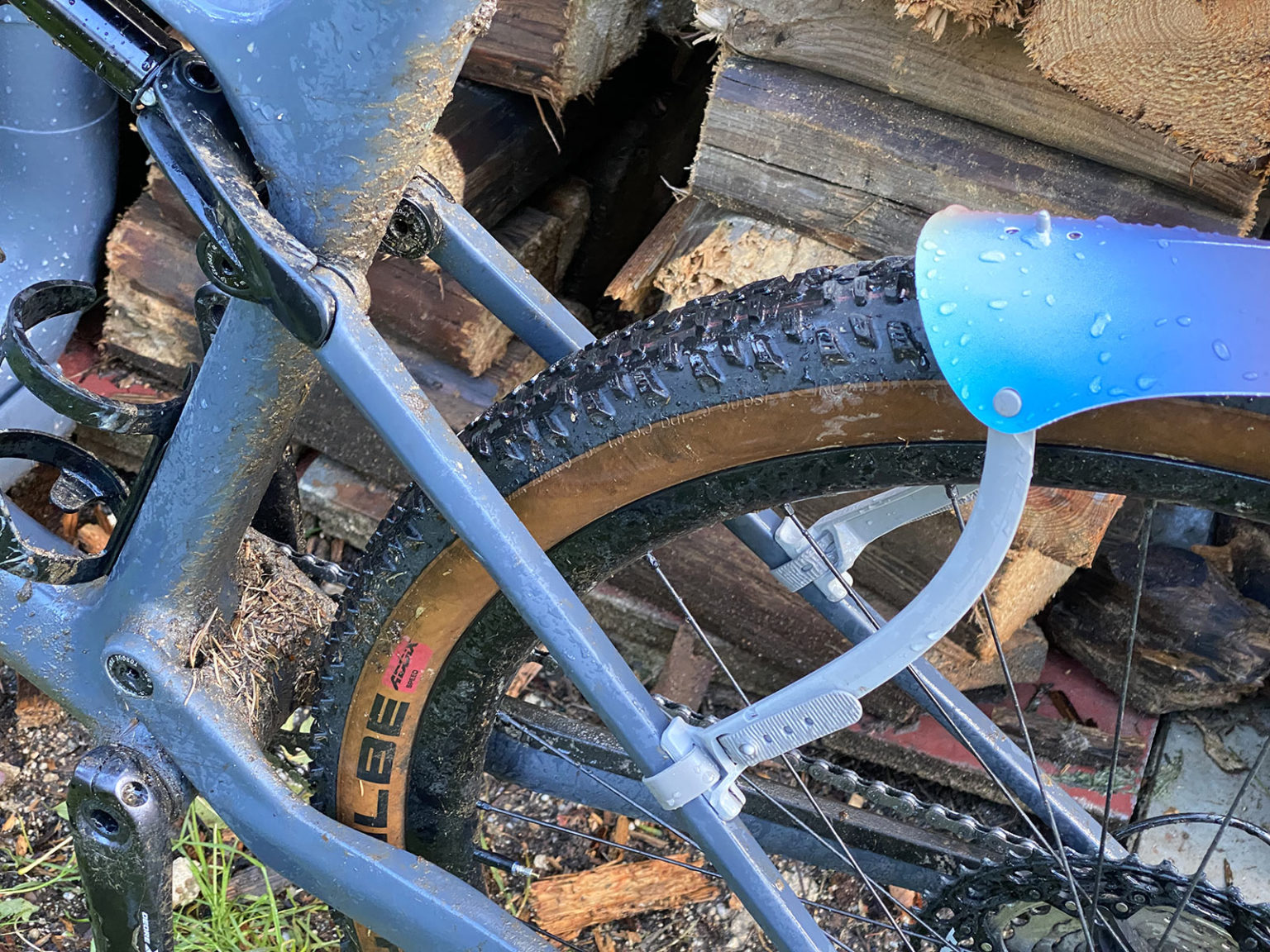 Review: Ass Savers Win Wing fender improves easy protection - Bikerumor