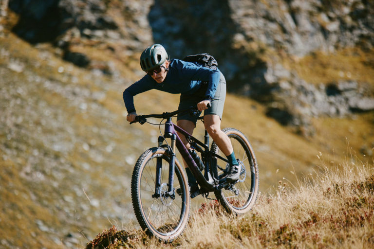 All-new BMC Fourstroke XC race bikes add magical "Autodrop" seatpost - Bikerumor