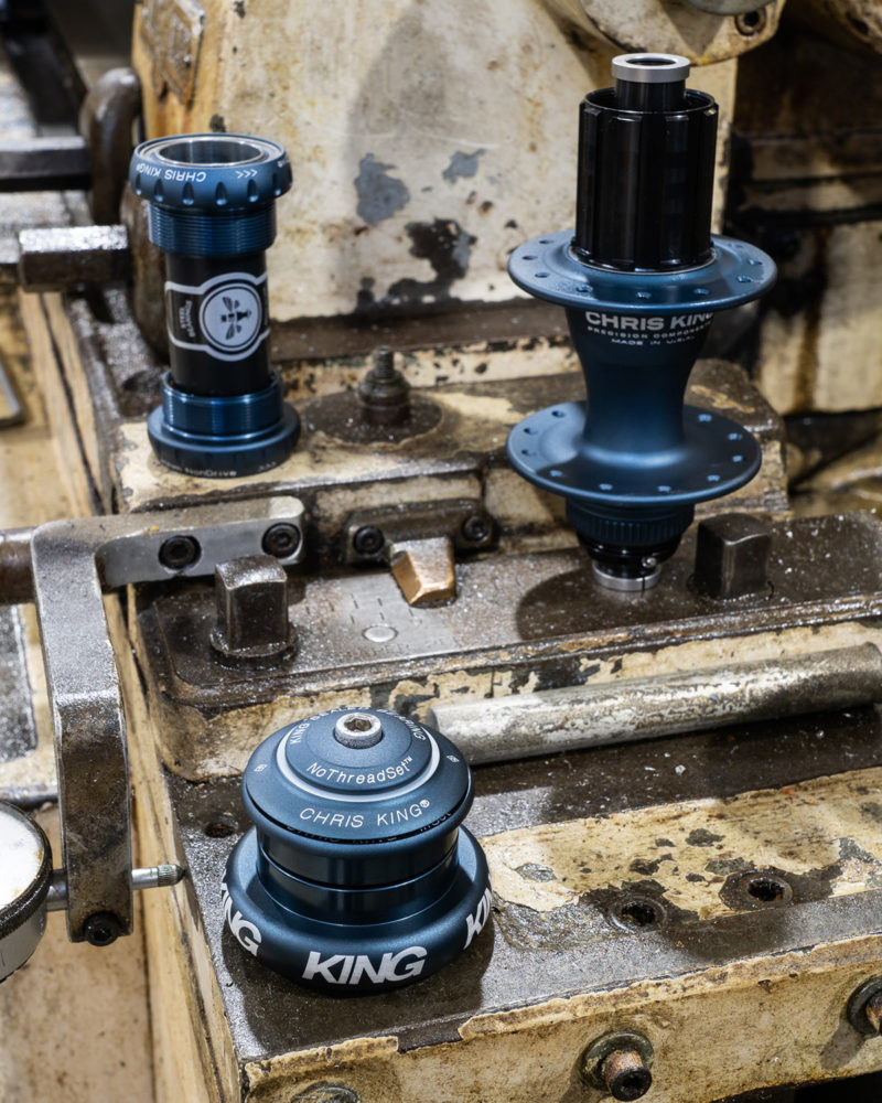 Midnight Blue is the new Chris King color (updated) - Bikerumor