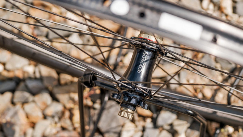 Light-Wolf 920g ultralight XC MTB wheels with 30mm internal! - Bikerumor