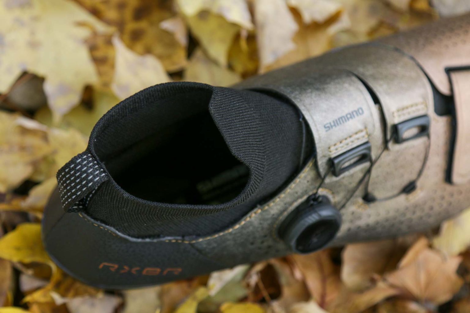 New Shimano RX8R Gravel Shoes Rally w/ Integrated Gaiter, Updated RX8 ...