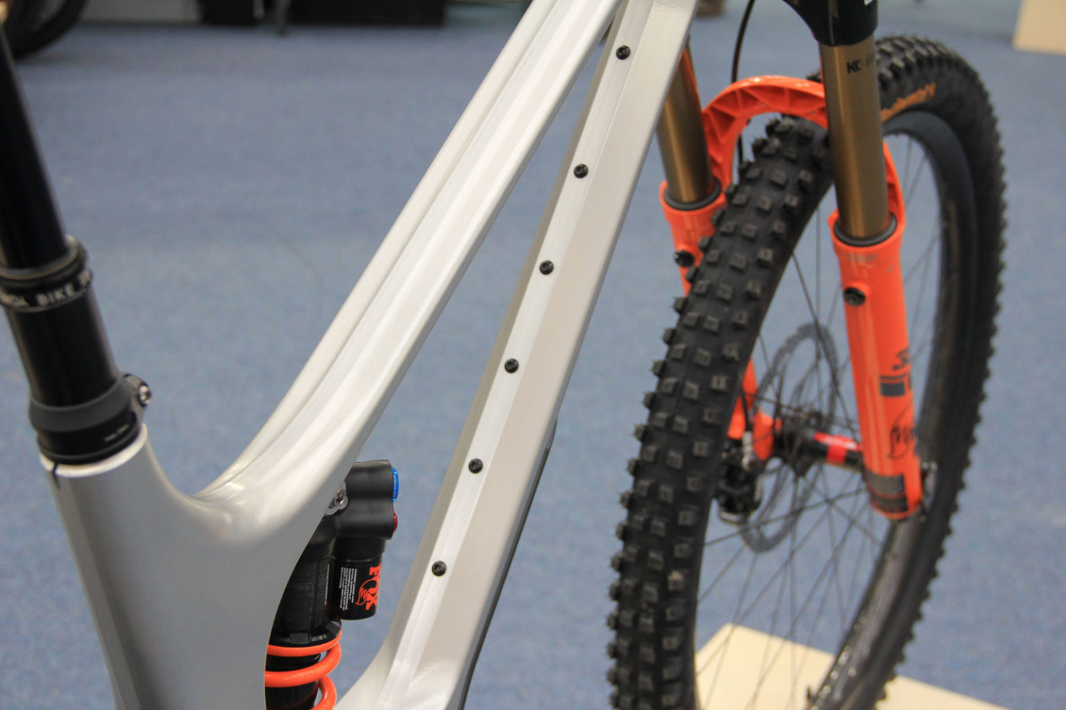 Actofive shows P-Train 165 Modular Enduro Bike at Bespoked 2022 - Bikerumor