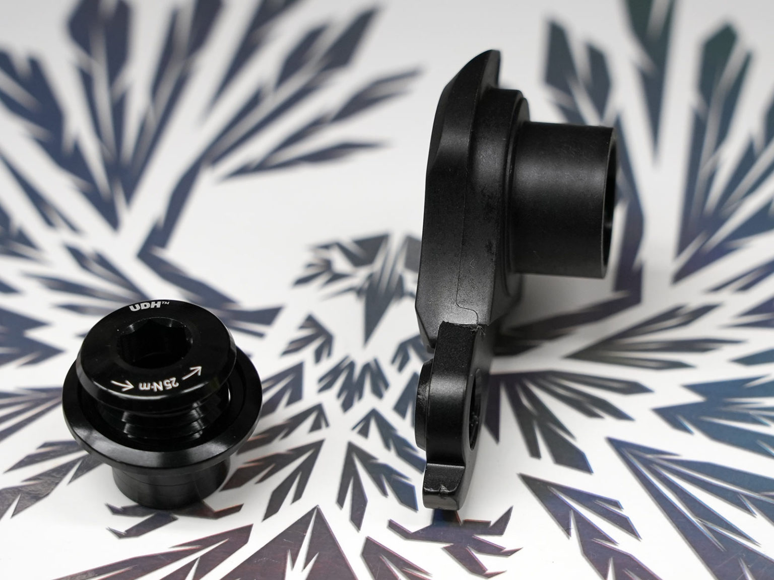 Podcast #066 - What's up with... the SRAM UDH? - Bikerumor